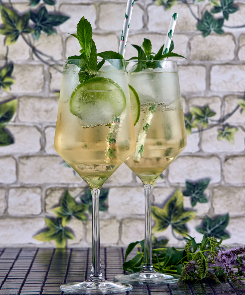 Everything But the Booze: Elevate Your Restaurant's Bar Service